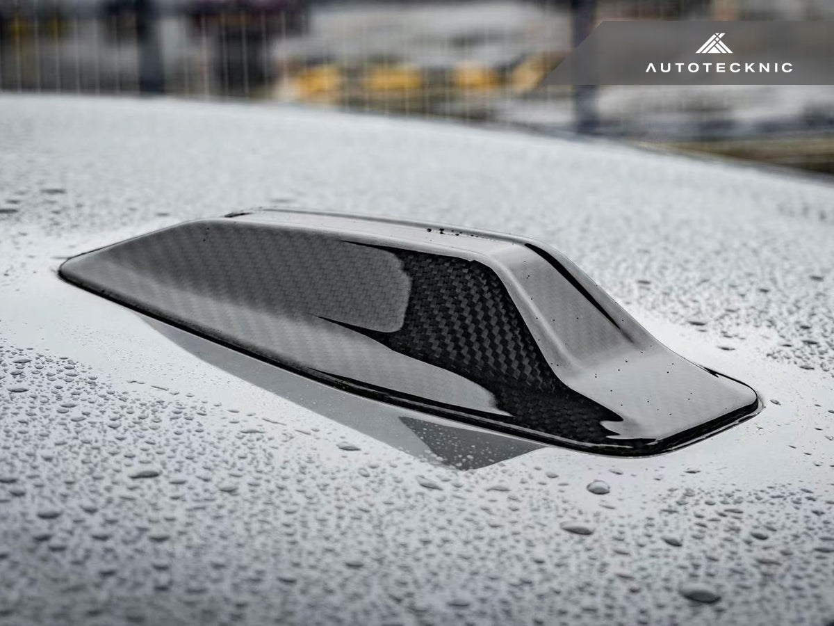 AutoTecknic Dry Carbon Roof Antenna Cover - G26 4-Series Gran Coupe ...